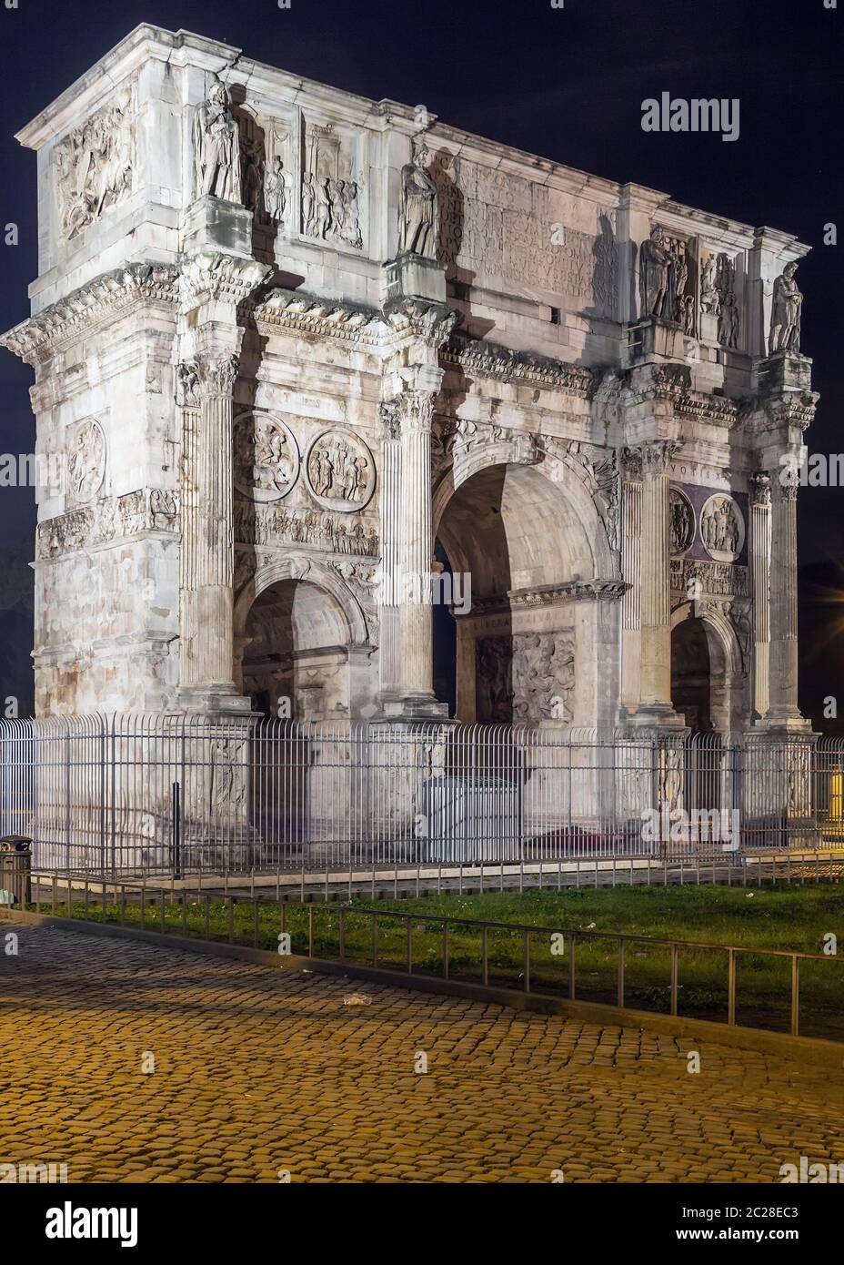 Arch of Constantine, Rome Stock Photo - Alamy