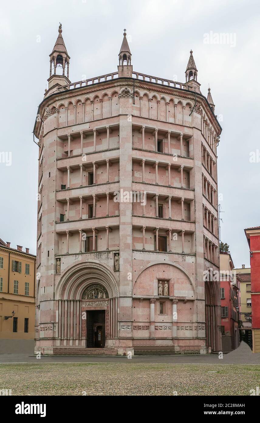 Parma the baptistery hi-res stock photography and images - Alamy