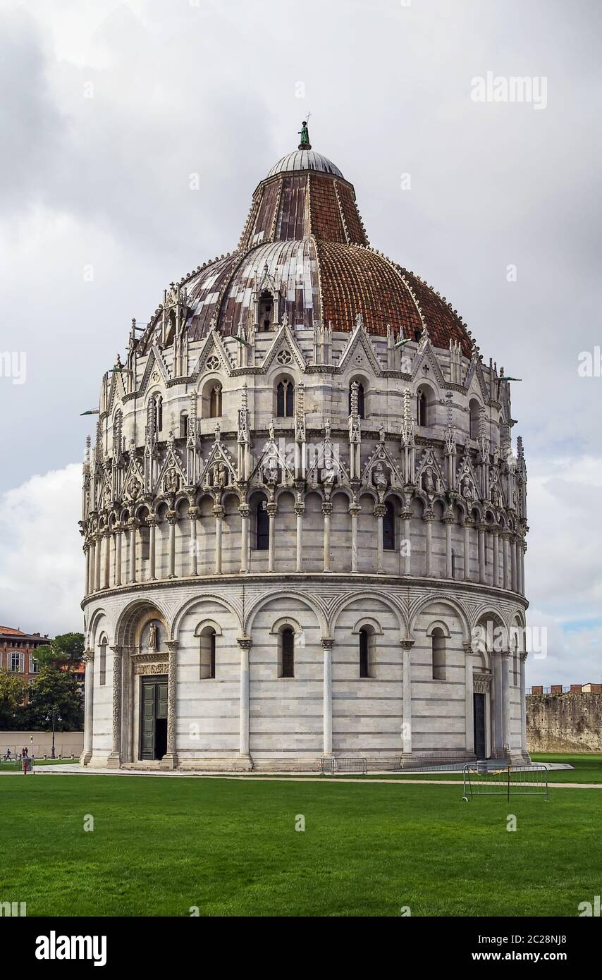 The romanesque baptistry hi-res stock photography and images - Alamy
