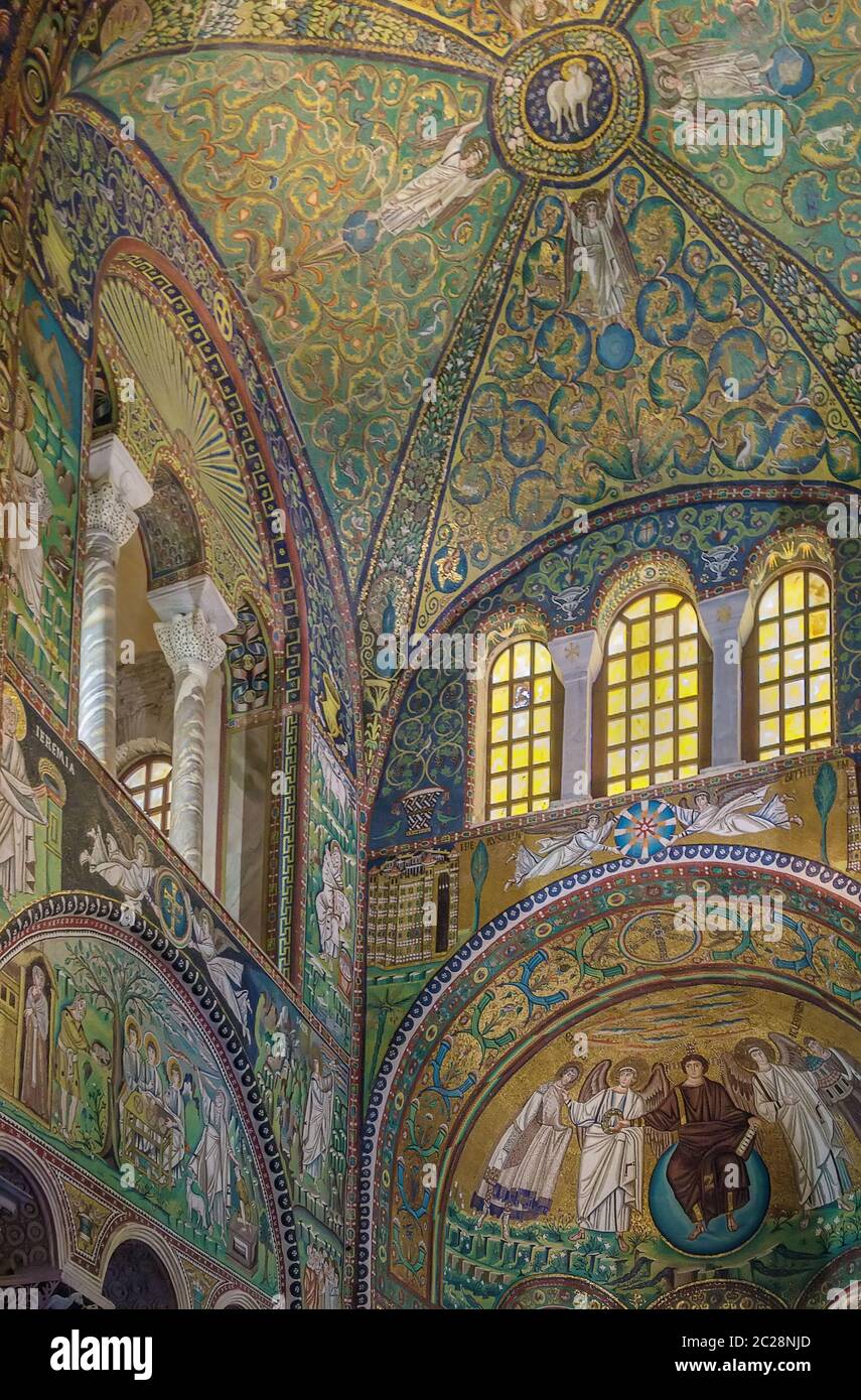 San vitale ravenna interior hi-res stock photography and images - Alamy