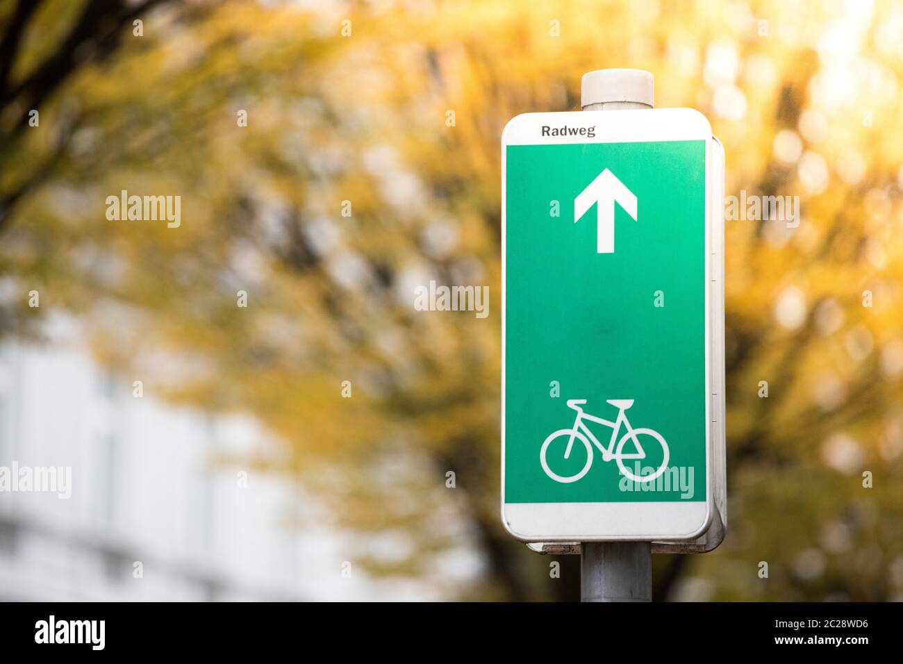 Street sign: cycle path Stock Photo - Alamy