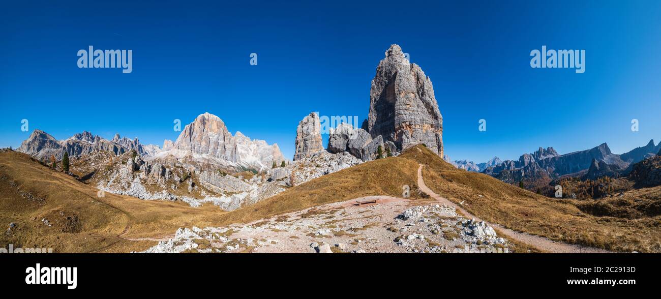 Five pillars hi-res stock photography and images - Alamy