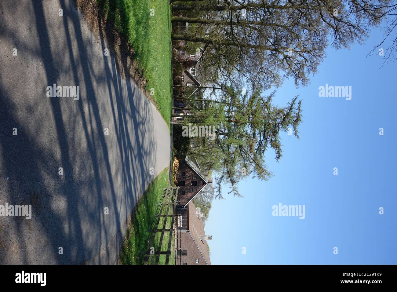 Villagescape hi-res stock photography and images - Alamy