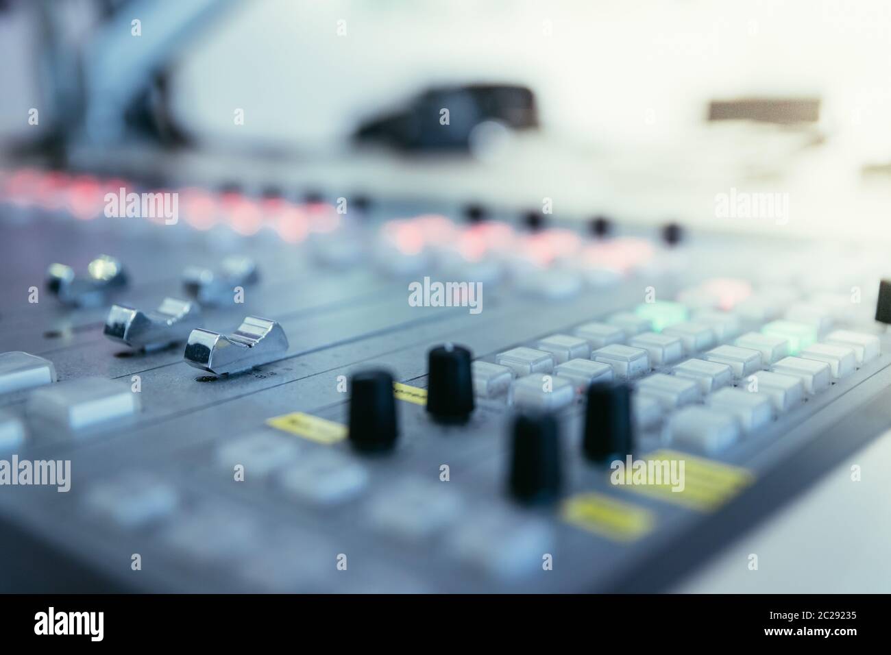 Radio broadcasting studio: Soundboard and computers Stock Photo - Alamy