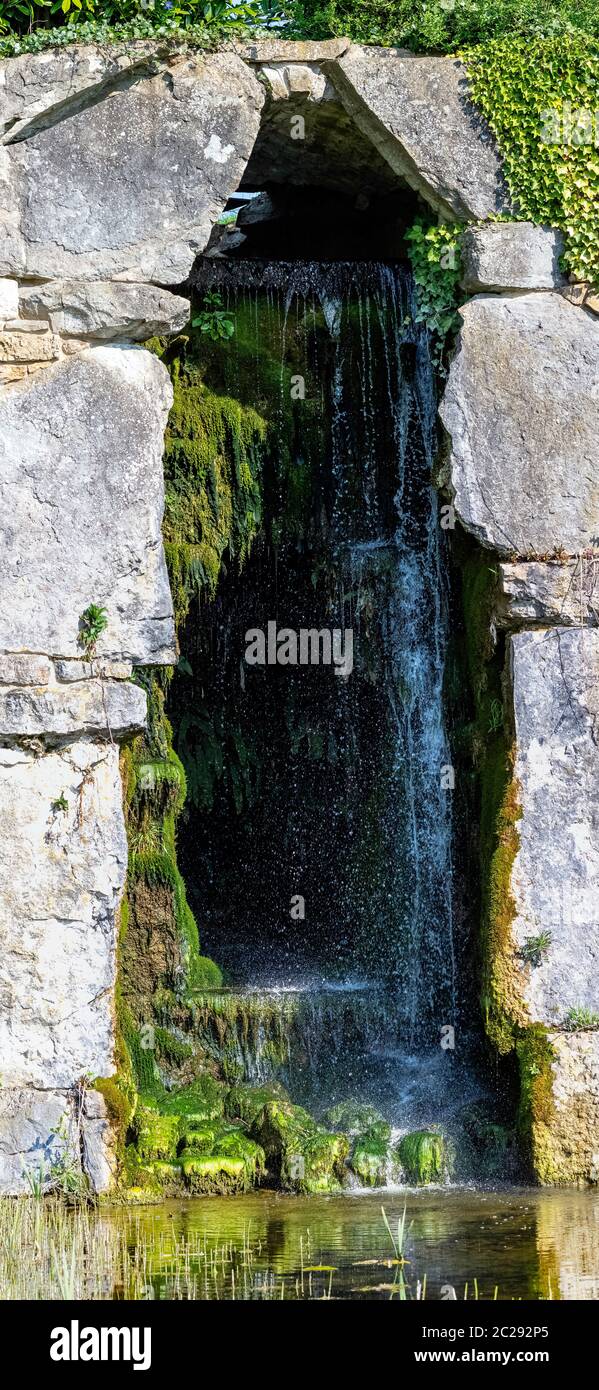 Cascade between Eleven Acre Lake and Upper Copper Bottom Stock Photo ...