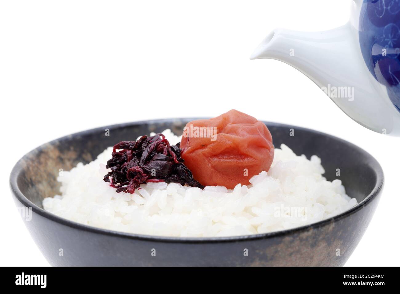 Japanese style water pot hi-res stock photography and images - Alamy