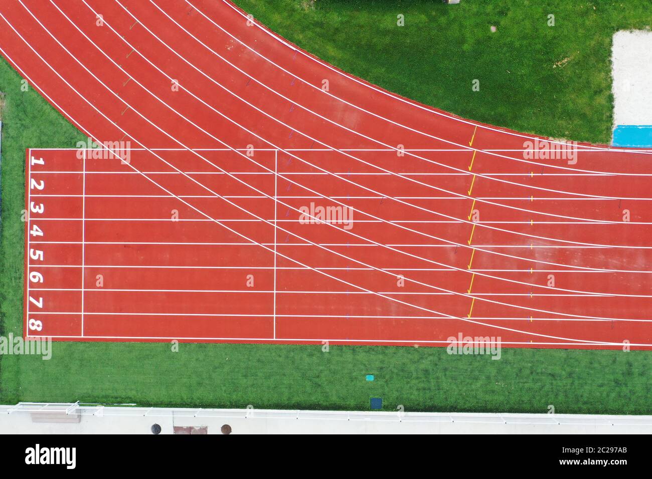 Aerial view of the departure area of an Olympic athletics track Stock ...