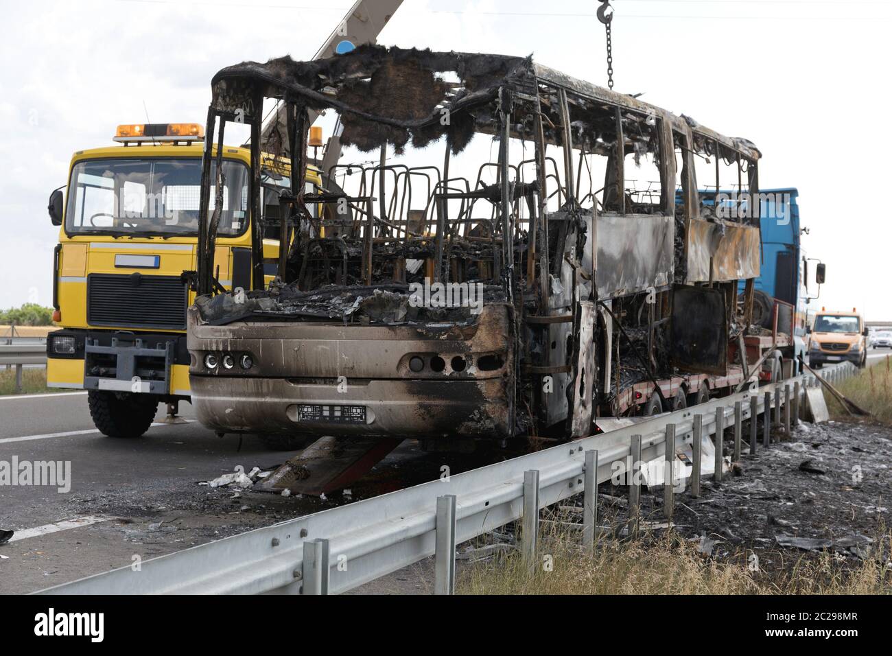 Burned Coach Bus Highway Recovery Assistance Stock Photo - Alamy