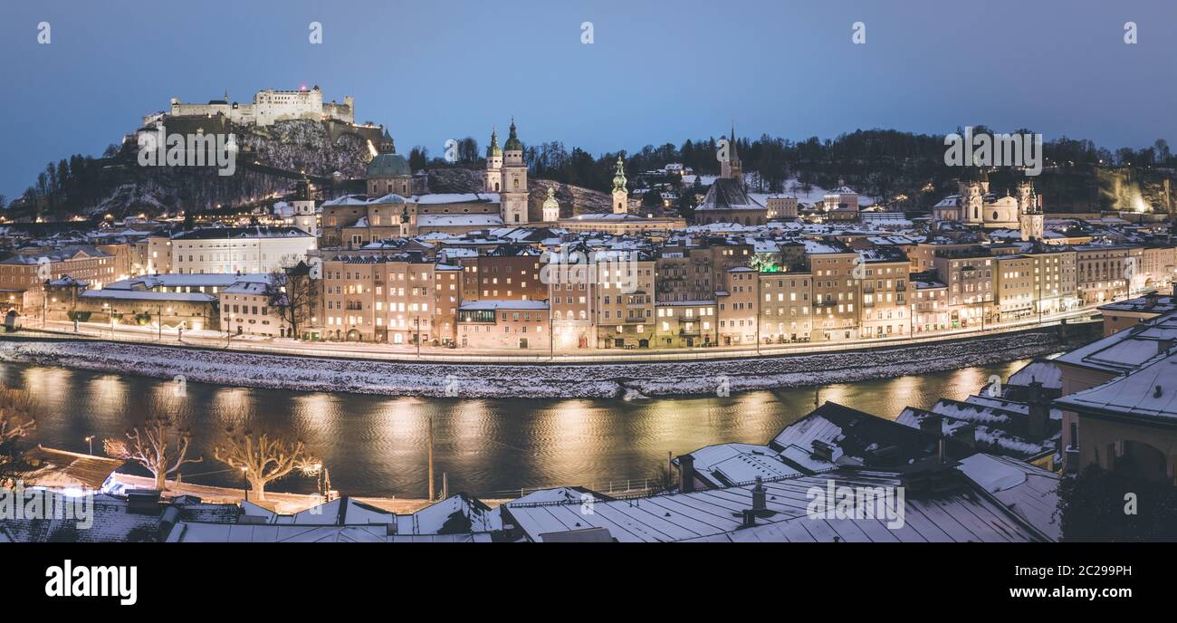 Night time view salzburg hi-res stock photography and images - Alamy