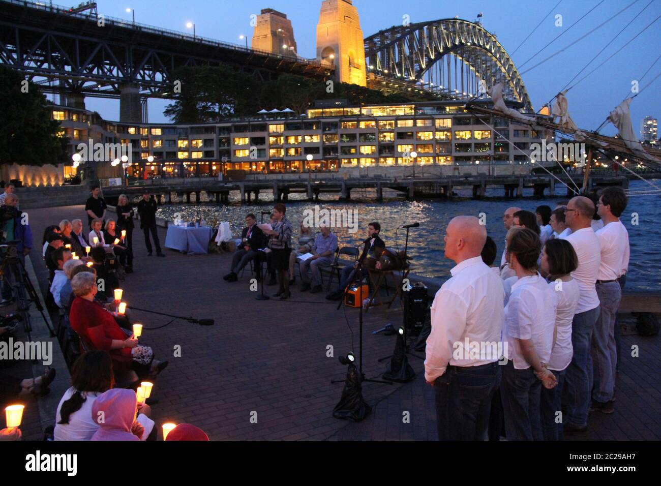 Candle light tribute victims hi-res stock photography and images - Alamy