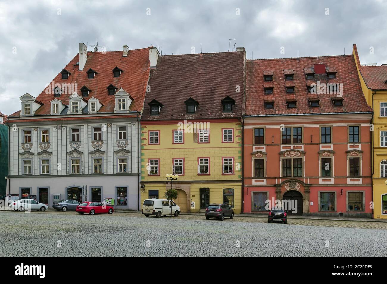 Town square hi hi-res stock photography and images - Alamy