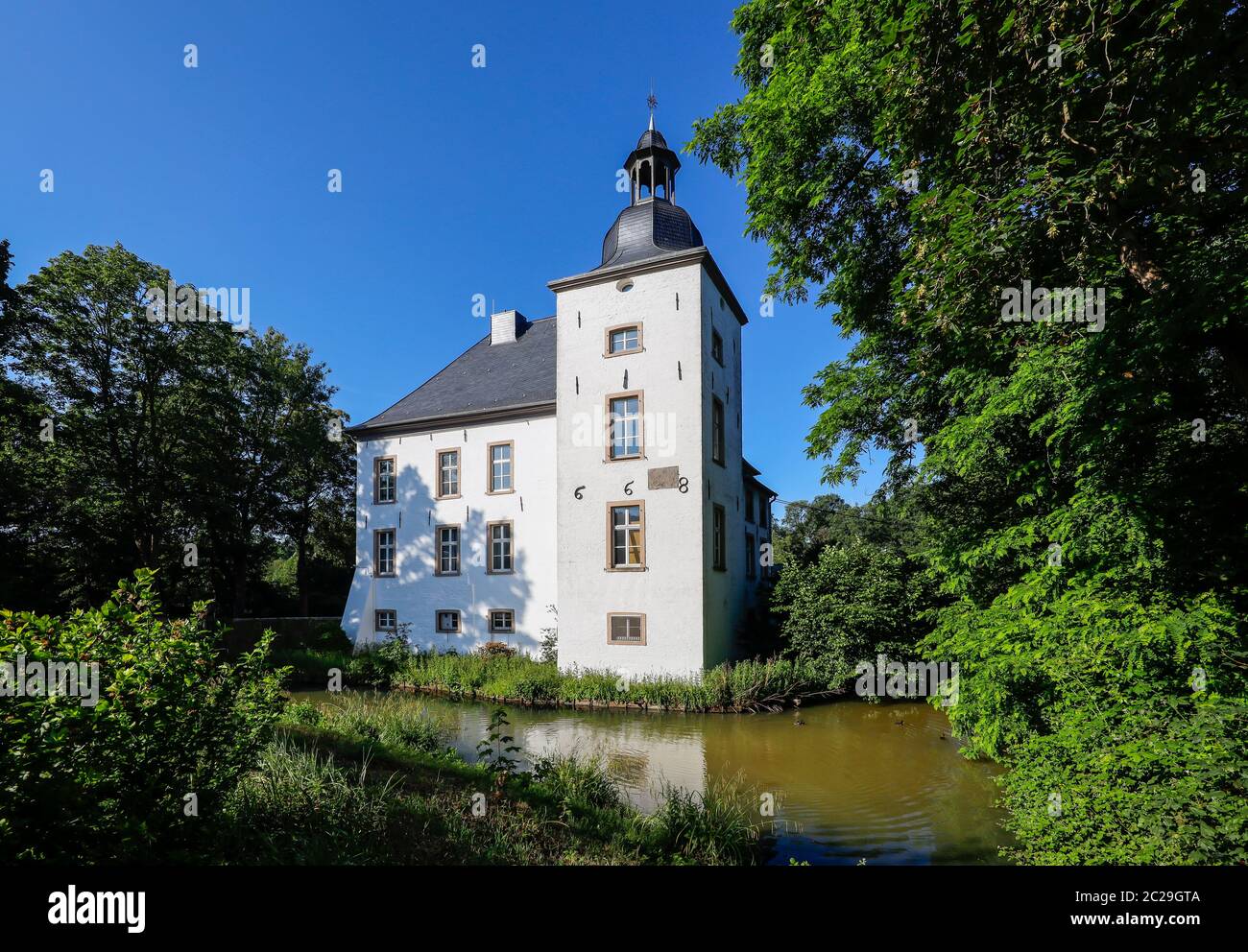 Germany wasserschloss hi-res stock photography and images - Alamy