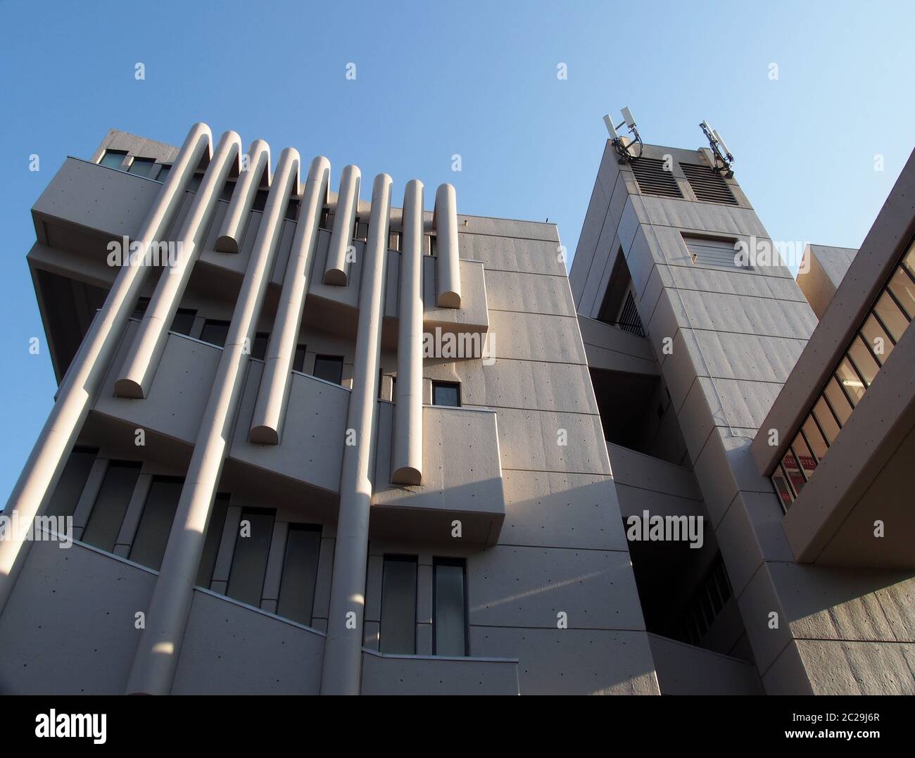 the roger stevens building at the university of leeds a brutalist ...