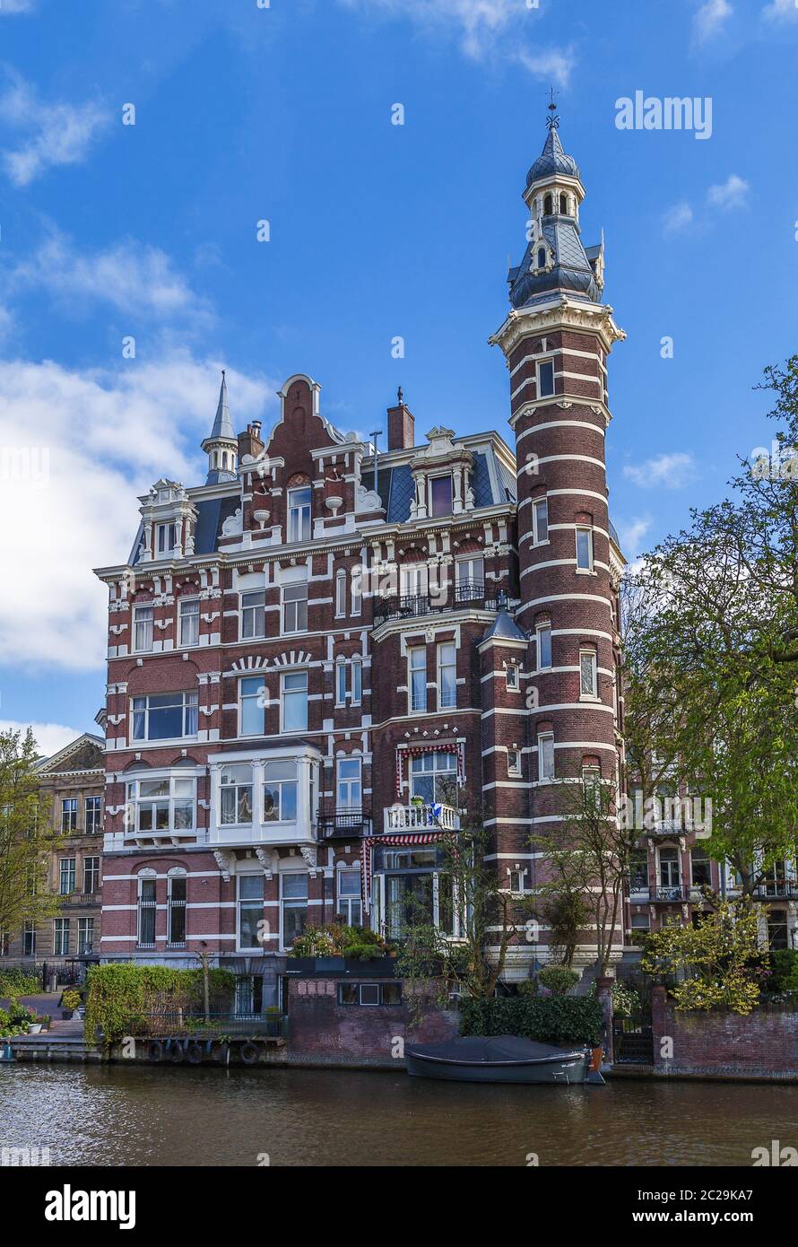 House facade amsterdam hi-res stock photography and images - Alamy