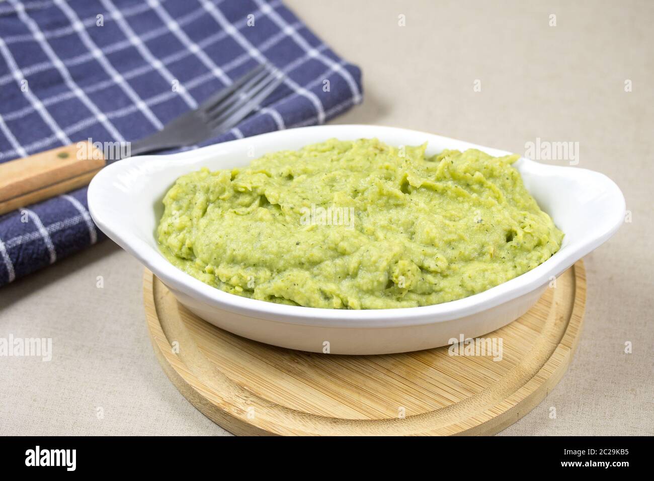 green vegetable puree Stock Photo - Alamy