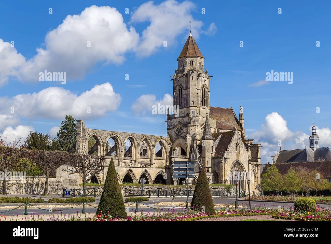 Church St. Etienne-le-Vieux, Caen, France Stock Photo - Alamy