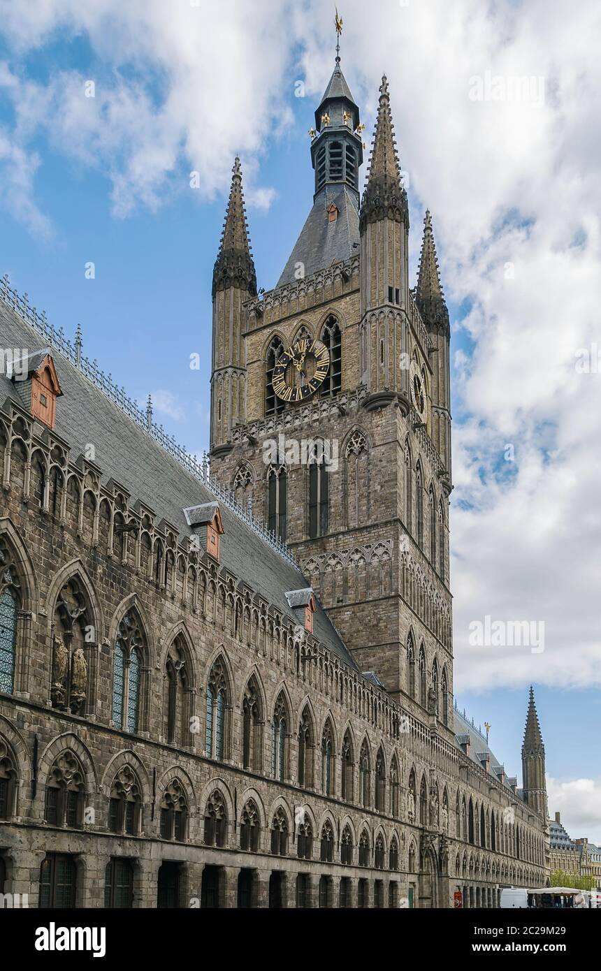 Ypres architecture hi-res stock photography and images - Alamy