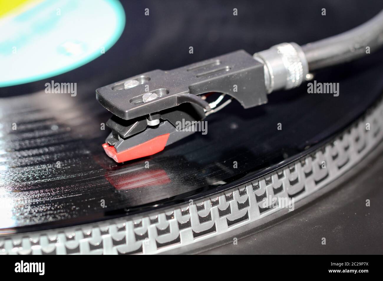 Detail of a vinyl record player with a long-playing record Stock Photo ...