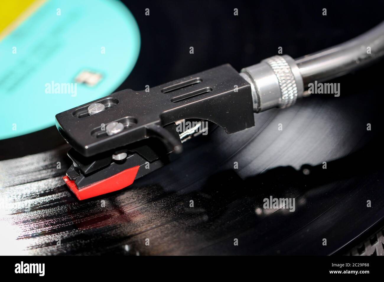 Detail of a vinyl record player with a long-playing record Stock Photo ...