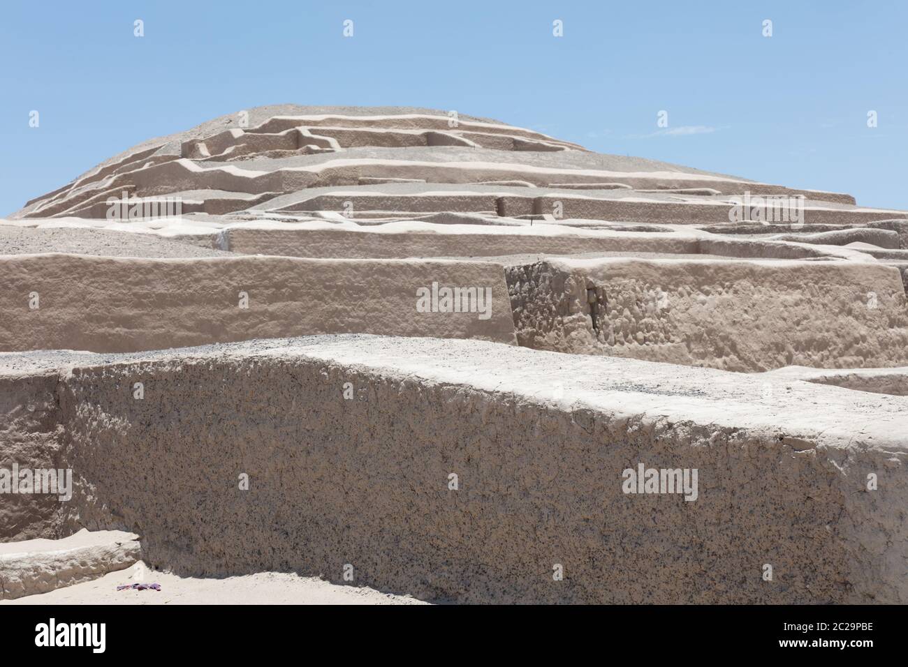 Pyramid of Cauachi Stock Photo - Alamy
