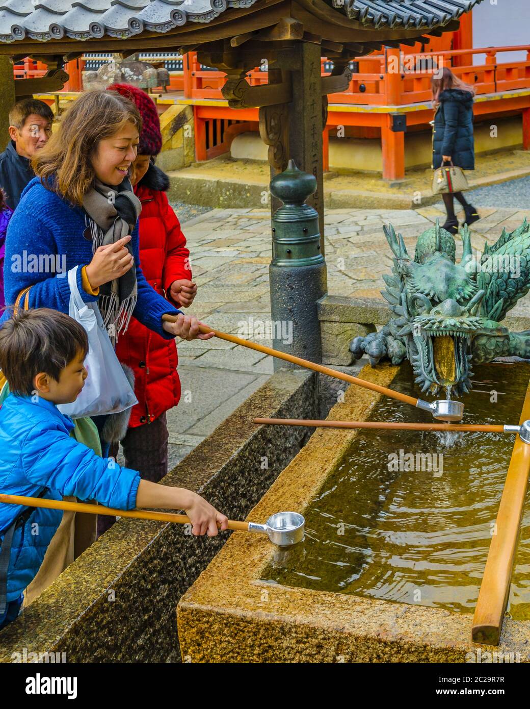 Kiyomizudera water hi-res stock photography and images - Alamy