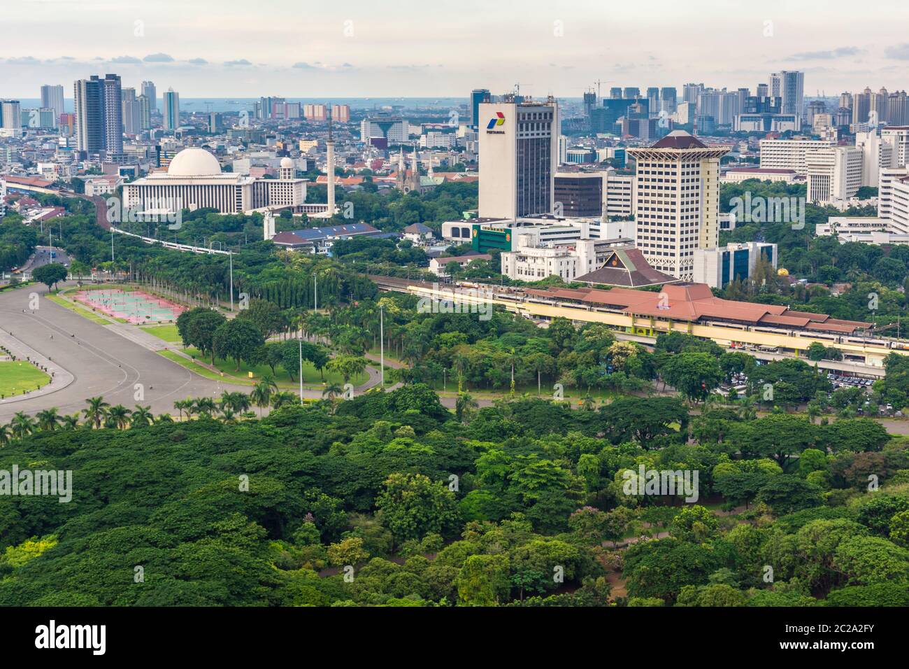 Stasiun tugu hi-res stock photography and images - Alamy