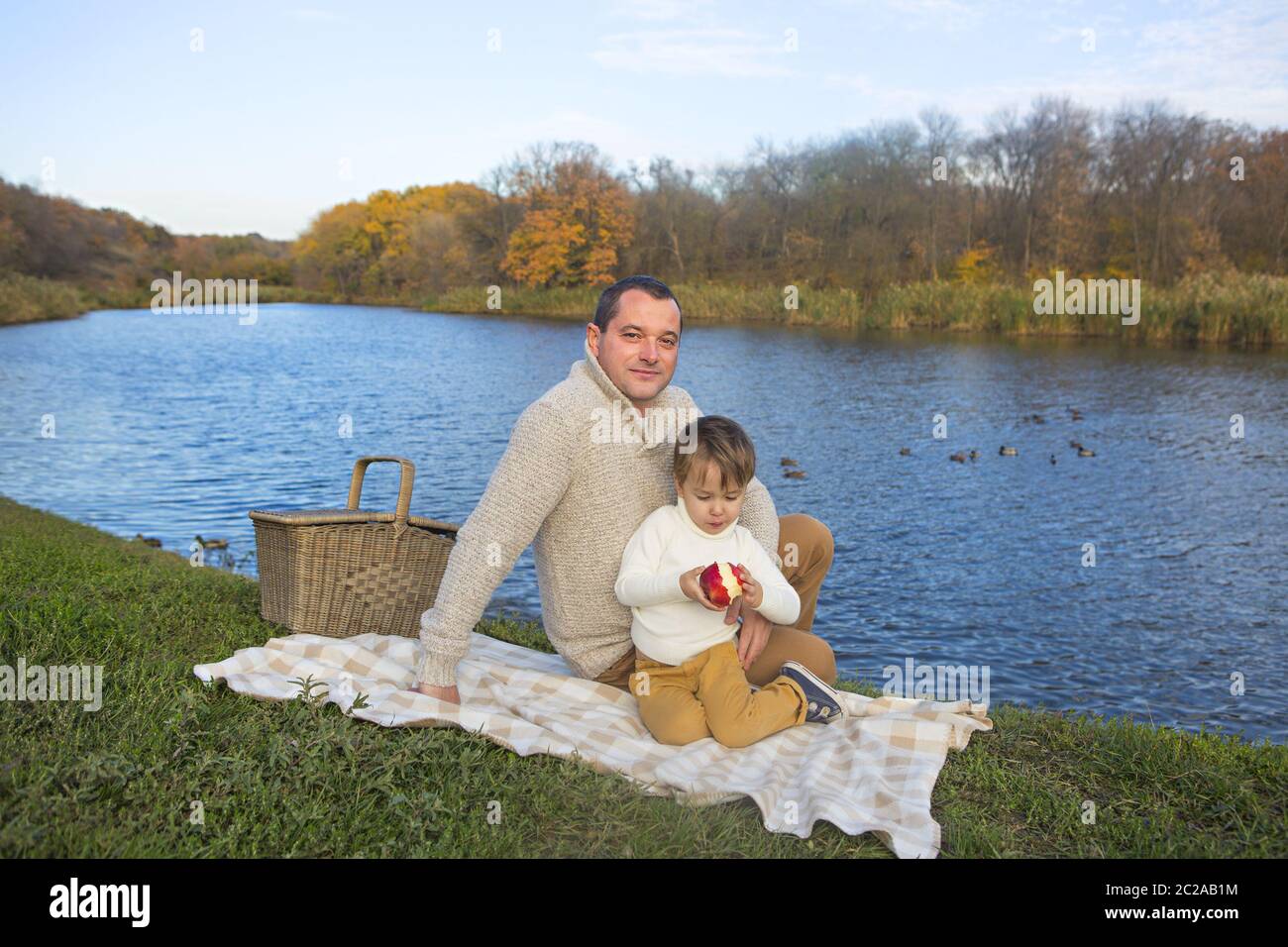 Family fresh air hi-res stock photography and images - Alamy