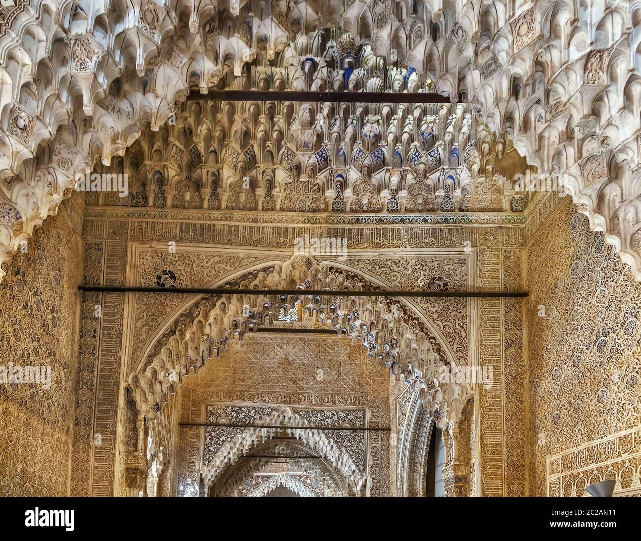 Arabesque arch hi-res stock photography and images - Alamy