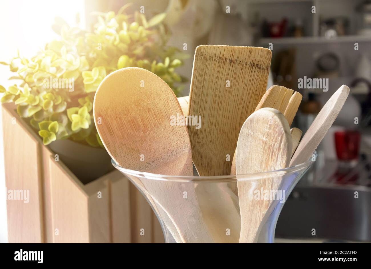 Kitchen utensils container hi-res stock photography and images - Alamy