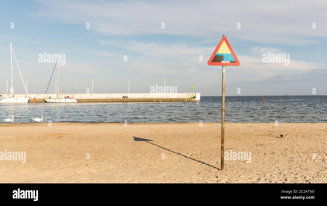 Sail sign hi-res stock photography and images - Alamy