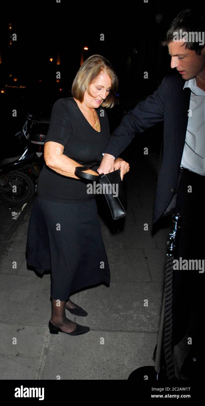 Lady annabel goldsmith, hi-res stock photography and images - Alamy