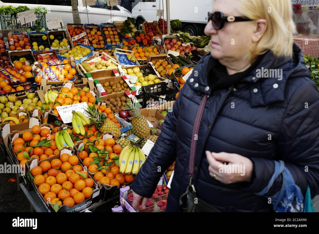Fruits and vegetables outdoor street market, in Milan Stock Photo - Alamy