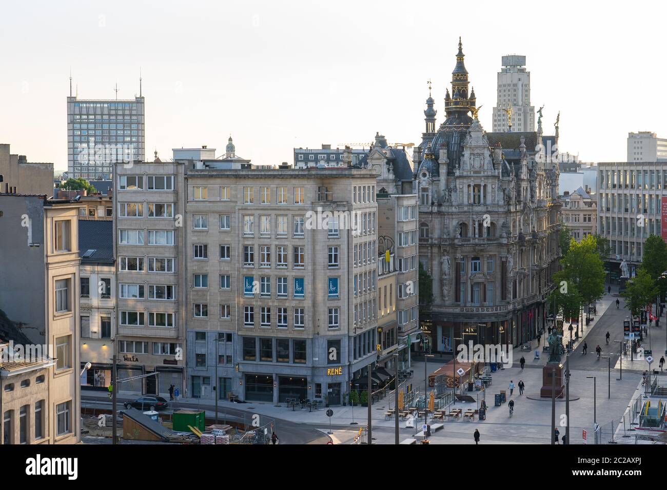 Antwerp skyline hi-res stock photography and images - Alamy