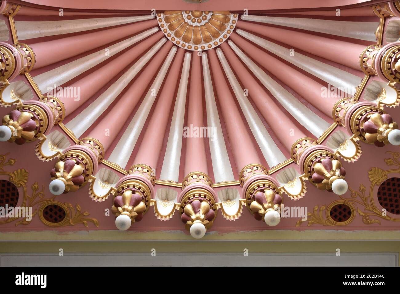 Indian mosque interior hi-res stock photography and images - Alamy