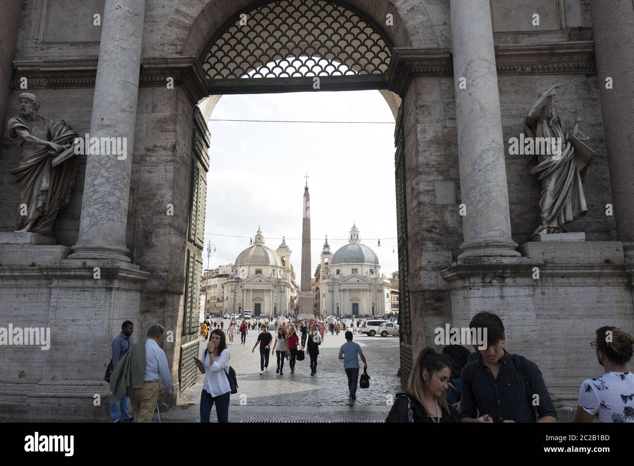 Entrance gate to Piazza del Popolo, in Rome, Italy Stock Photo - Alamy