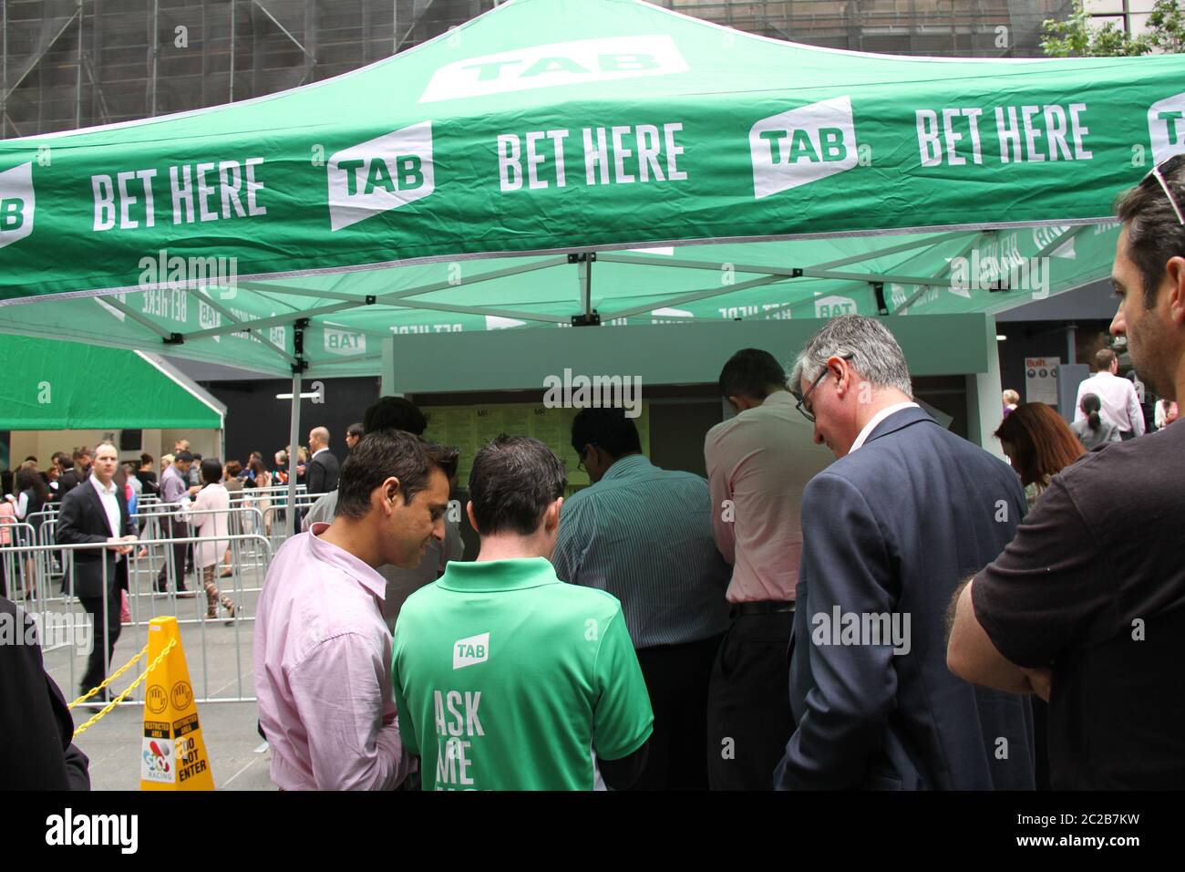 People place bets with Tab in Martin Place before the start of the ...