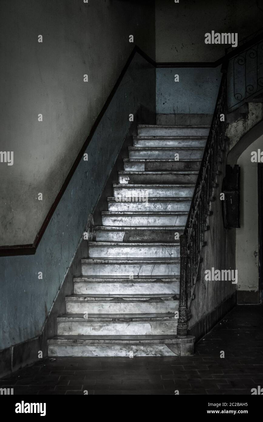 Run-down staircase in an old building, Old City Centre, Havana Vieja ...