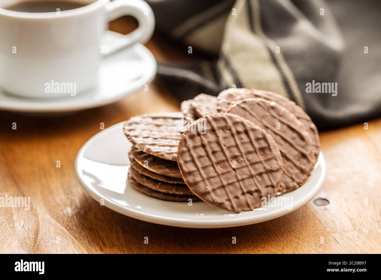 Sweet chocolate biscuits. Chocolate cookies on plate Stock Photo - Alamy Sweet chocolate biscuits. Chocolate cookies on plate Stock Photo - Alamy