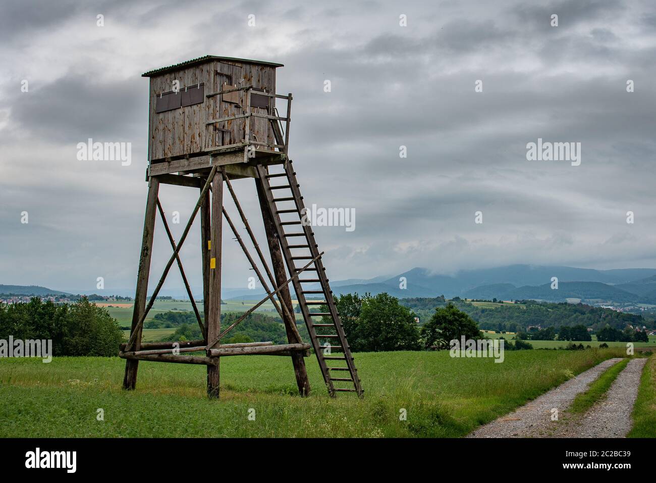 path green with big hide stand stance raised blind Stock Photo - Alamy