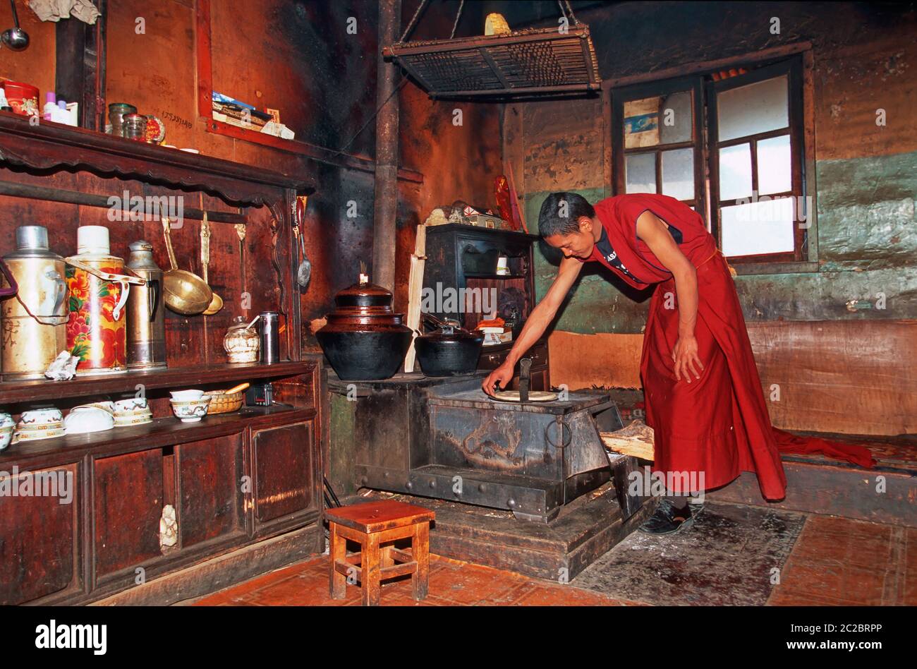 Monk cooking bread for buddha hi-res stock photography and images - Alamy