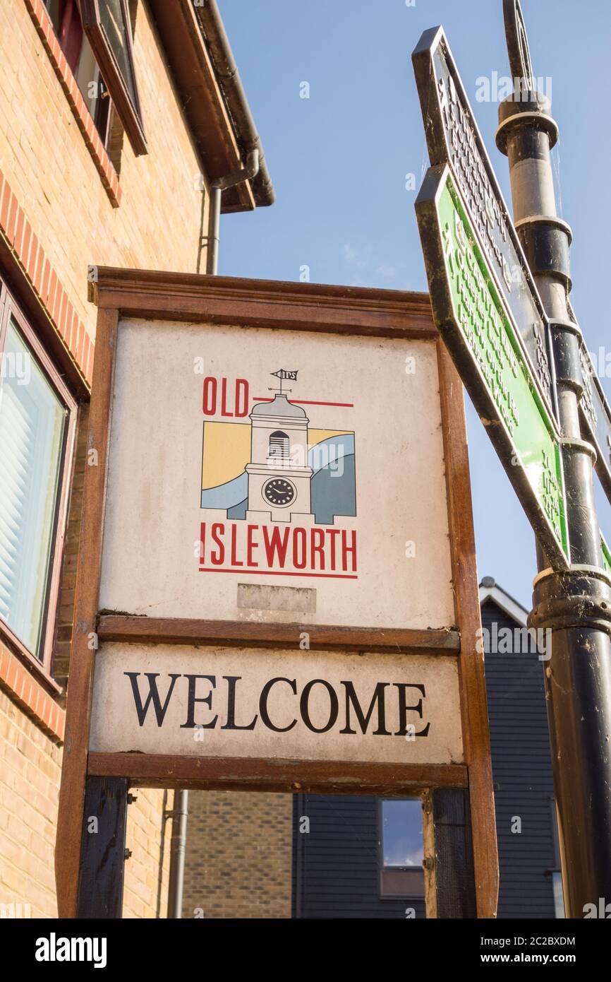 Welcome to Old Isleworth sign on Church Street, Old Isleworth ...