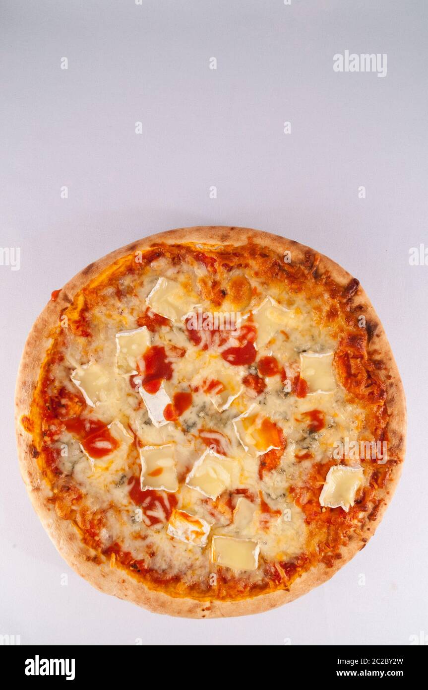 Picture classic italian pizza hi-res stock photography and images - Alamy