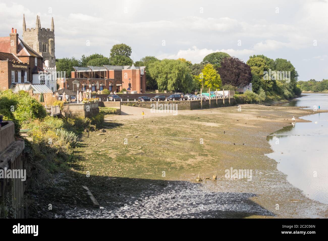 Old isleworth hi-res stock photography and images - Alamy