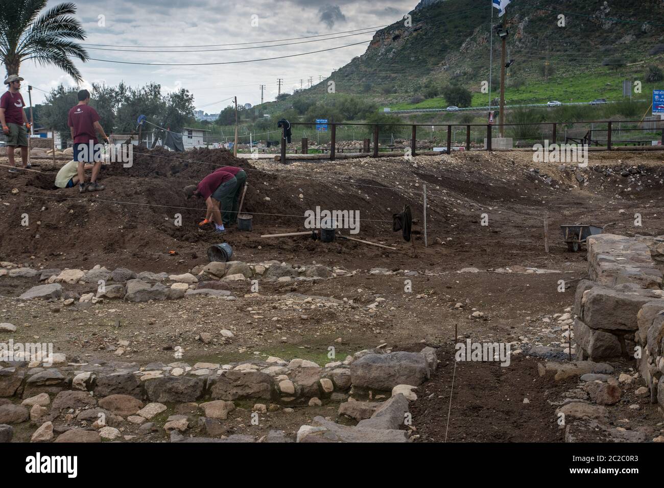 Archaeology dig site team hi-res stock photography and images - Alamy