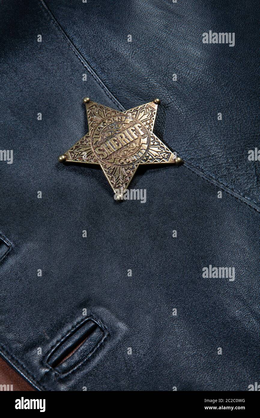 Lone shape hi-res stock photography and images - Alamy