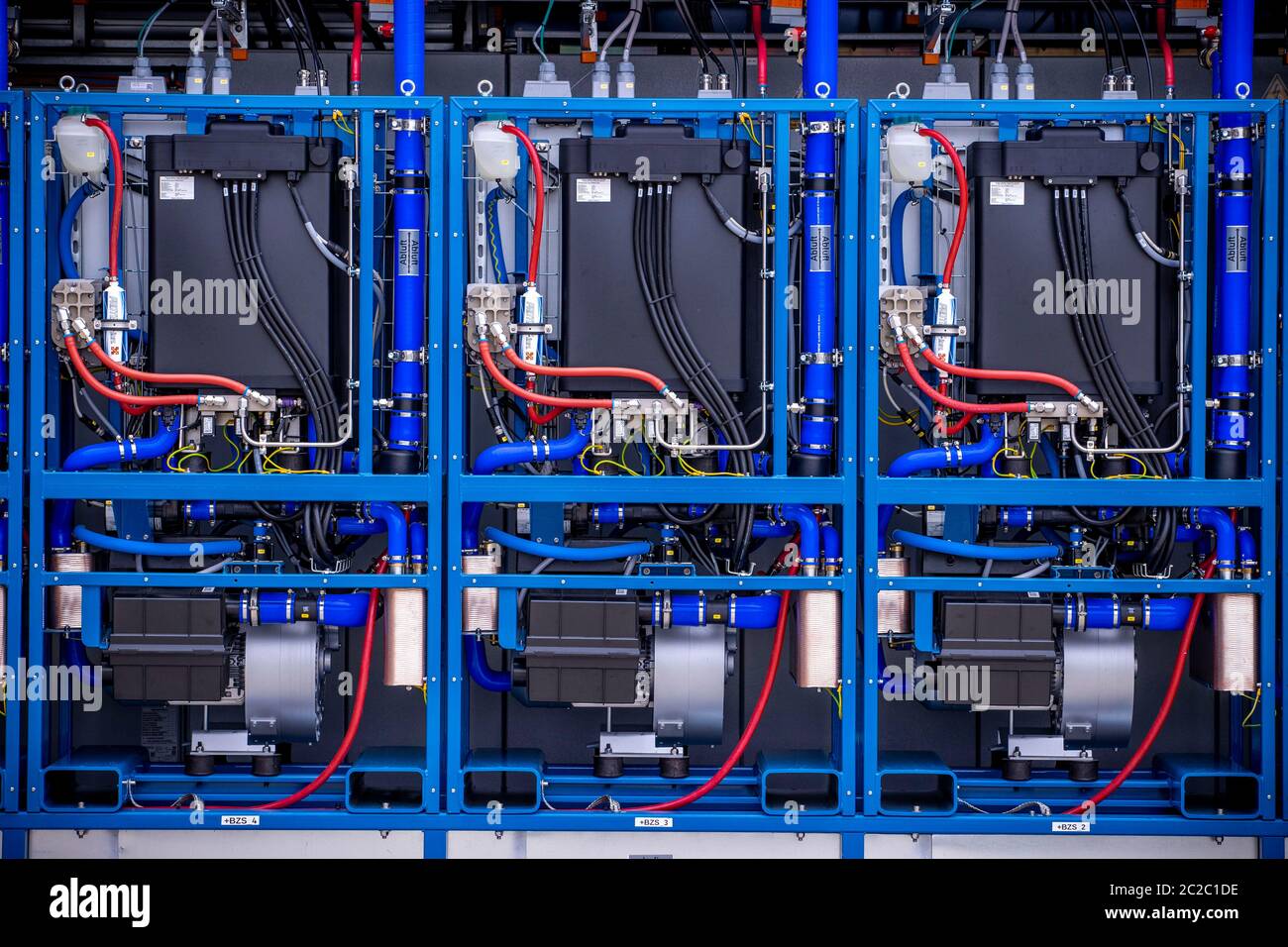 Laage, Germany. 12th June, 2020. The fuel cell in Europe's largest grid ...