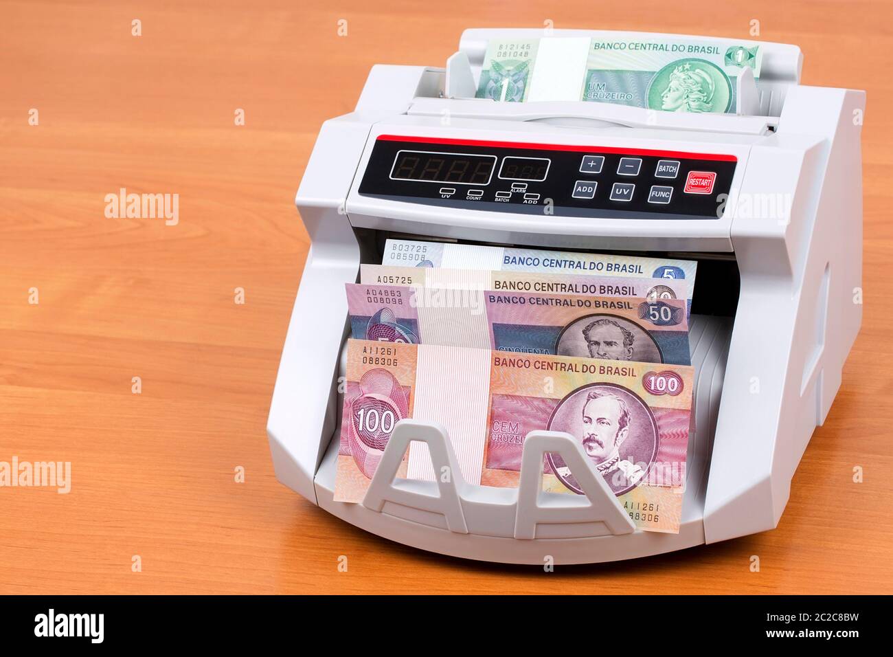 Money counting machine hi-res stock photography and images - Alamy