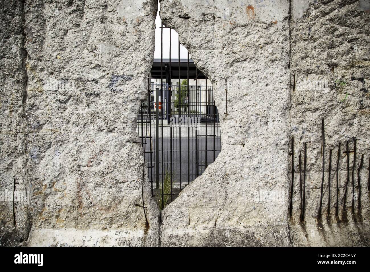 Remains of Berlin wall, detail of old concrete wall, Germany Stock ...