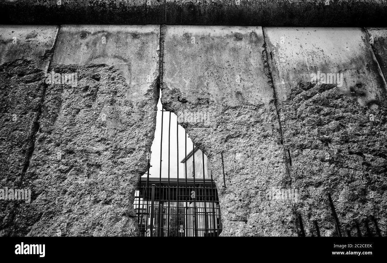 Remains of Berlin wall, detail of old concrete wall, Germany Stock ...
