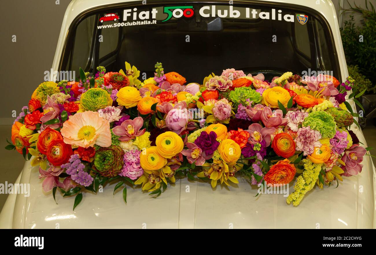International flower arranging championship hi-res stock photography ...